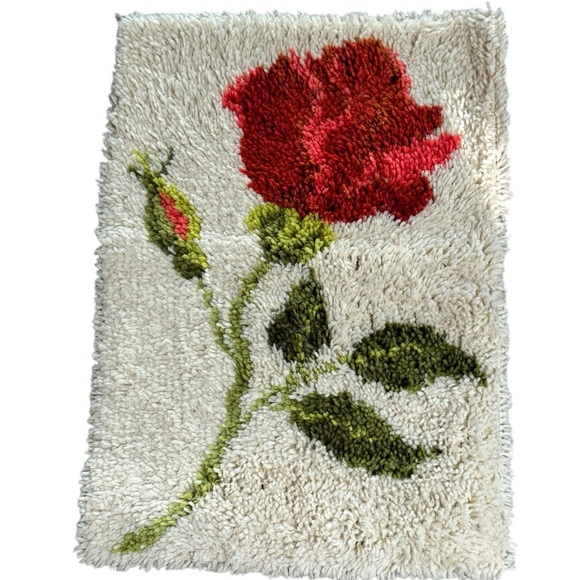 Wall Decor | Vintage Latch Hook Rug Red Rose Complete | Poshmark